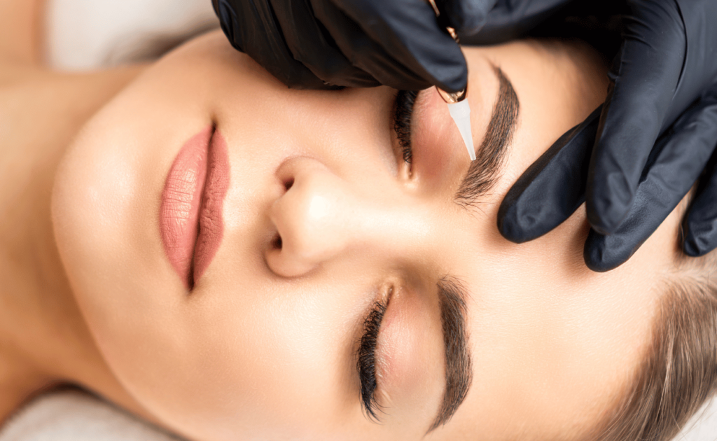 ¿Cómo cuidar la micropigmentación de cejas?